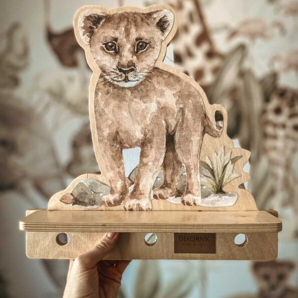 Lion Shelf – Cozy Nursery