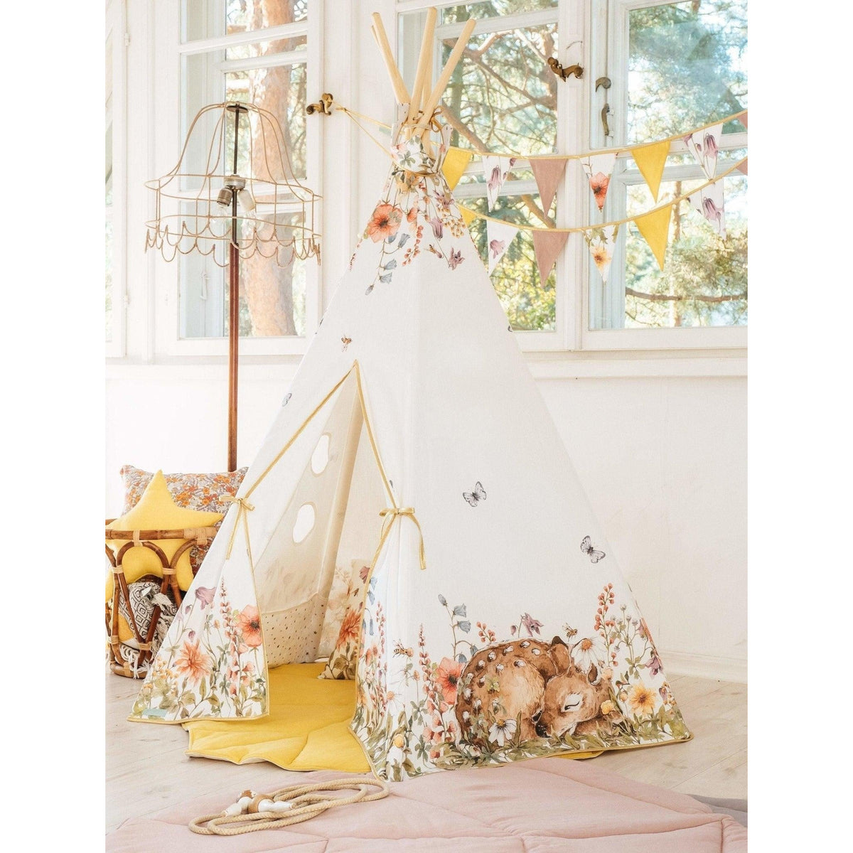 “Wildflowers” Teepee Tent – Cozy Nursery